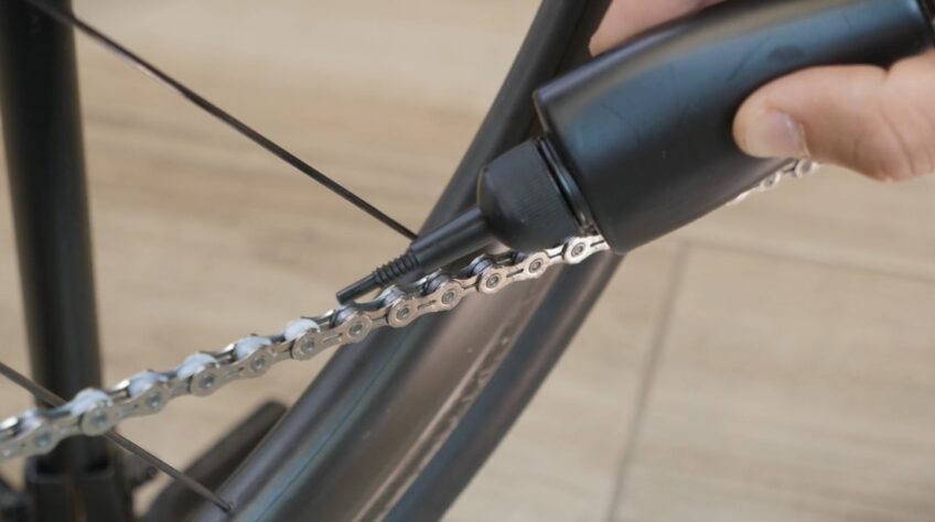 How to Fix a Rusty Bike Chain - 5 Effective Methods
